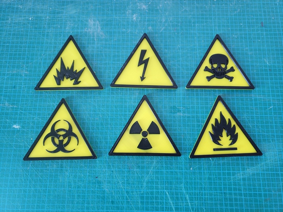 Small collection of danger signs by Lupar - Thingiverse